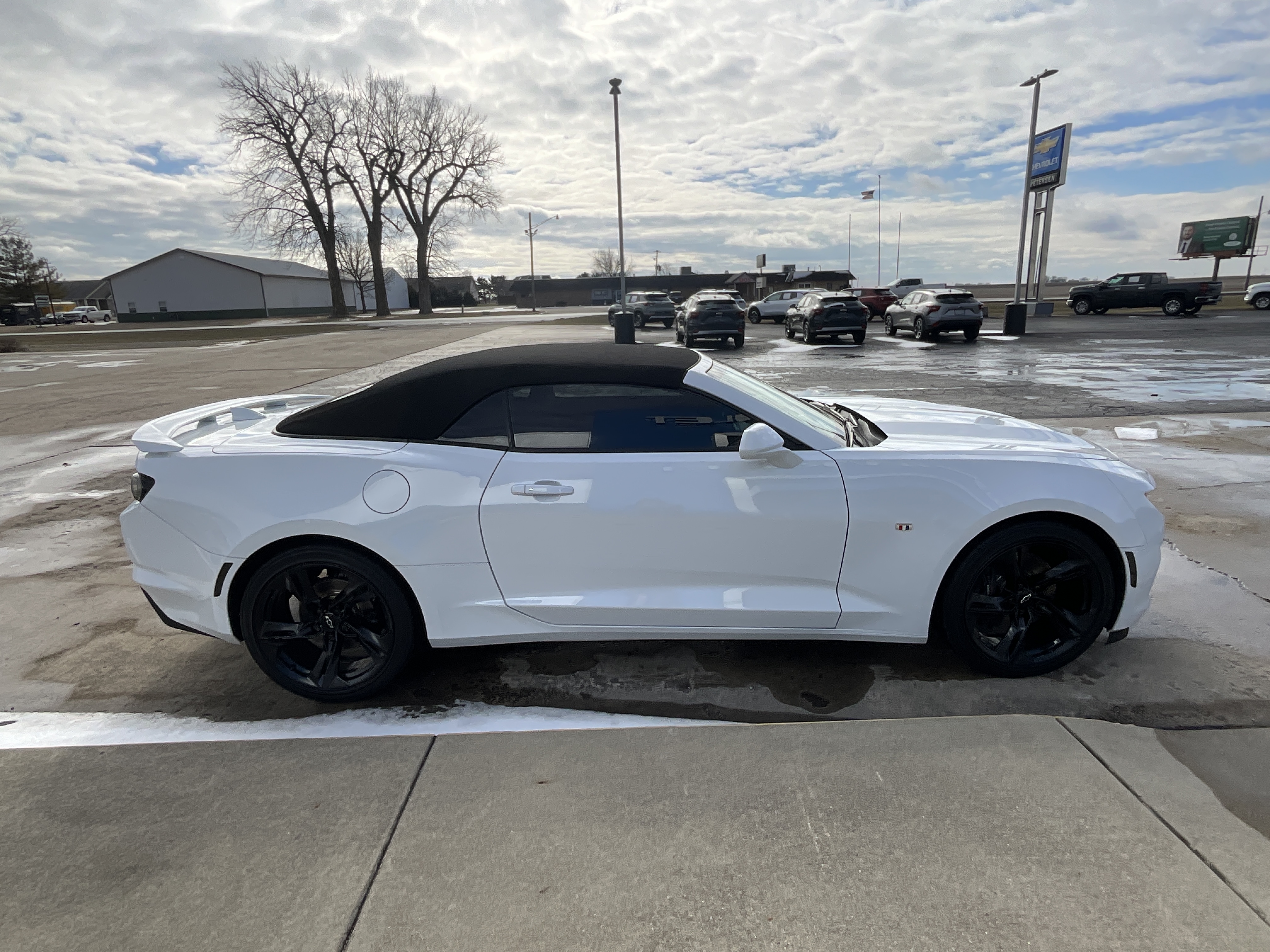 Pre-Owned 2023 Chevrolet Camaro 2LT Convertible in Fairbury #4684A ...