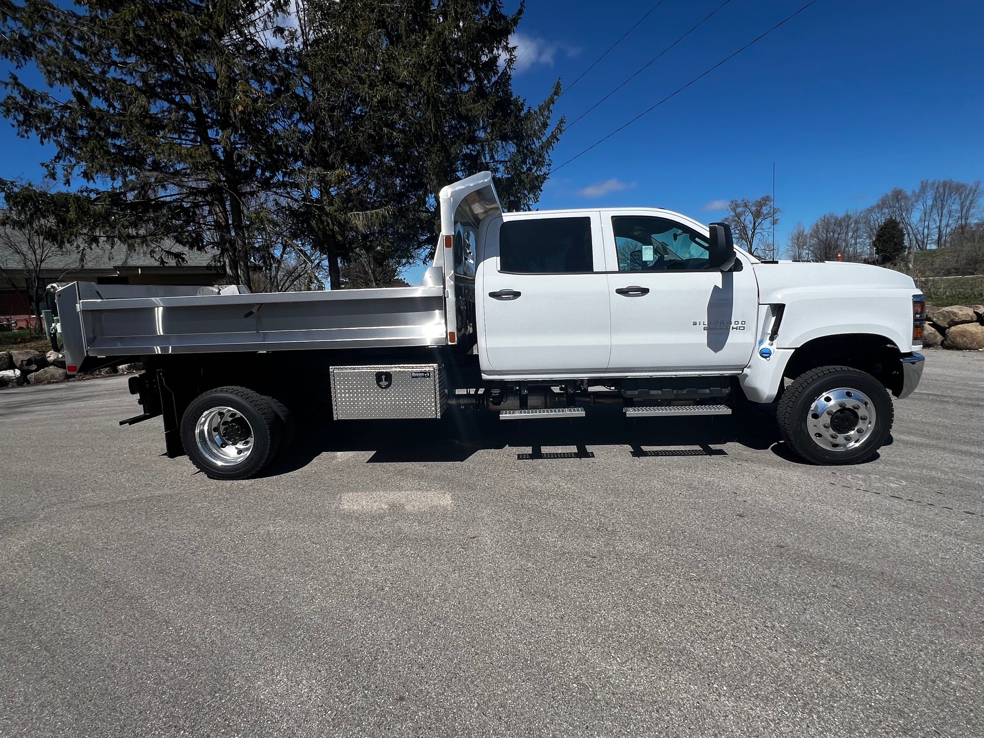 New 2023 Chevrolet Silverado 5500 HD Work Truck Crew Cab in Lake Mills ...
