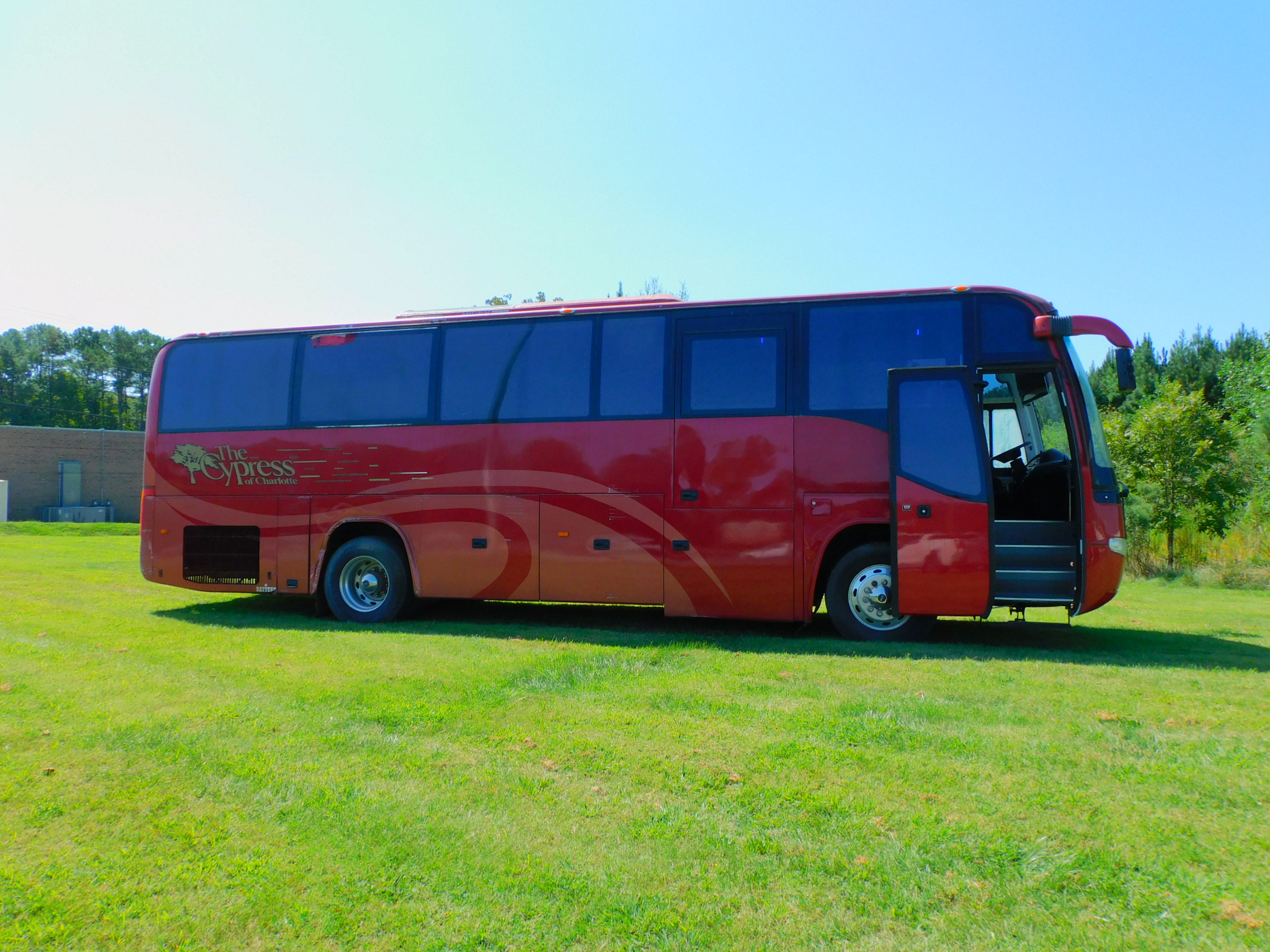Pre-Owned 2008 Freightliner CHASSIS BUS in Albemarle #890500 | Friendly ...